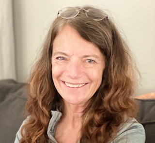 Faculty & Staff Members Say Farewell – The Wheaton Record